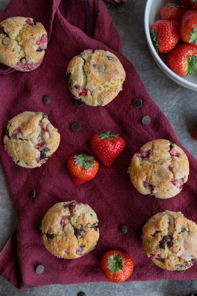 Strawberry Chocolate Chip Muffins - RECIPE - nobizlikedoughbiz