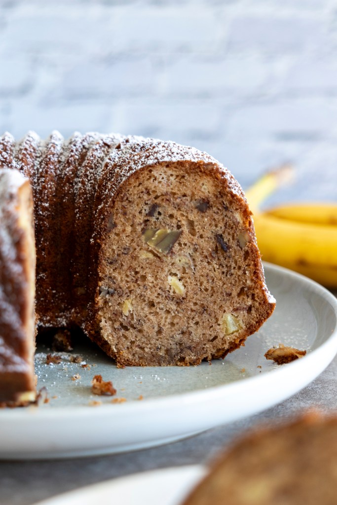 Hummingbird Bundt Cake - RECIPE - nobizlikedoughbiz